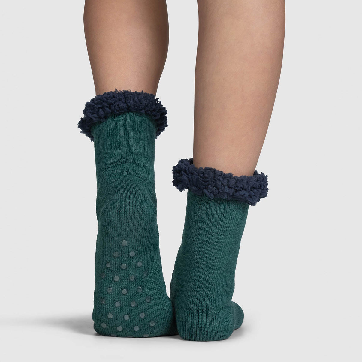 Moss Green Sherpa Socks – The Oodie Canada